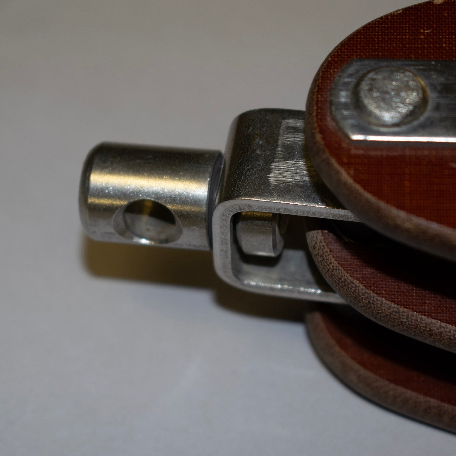 Main Tufnol Block Double Pulley – DAS Outdoors