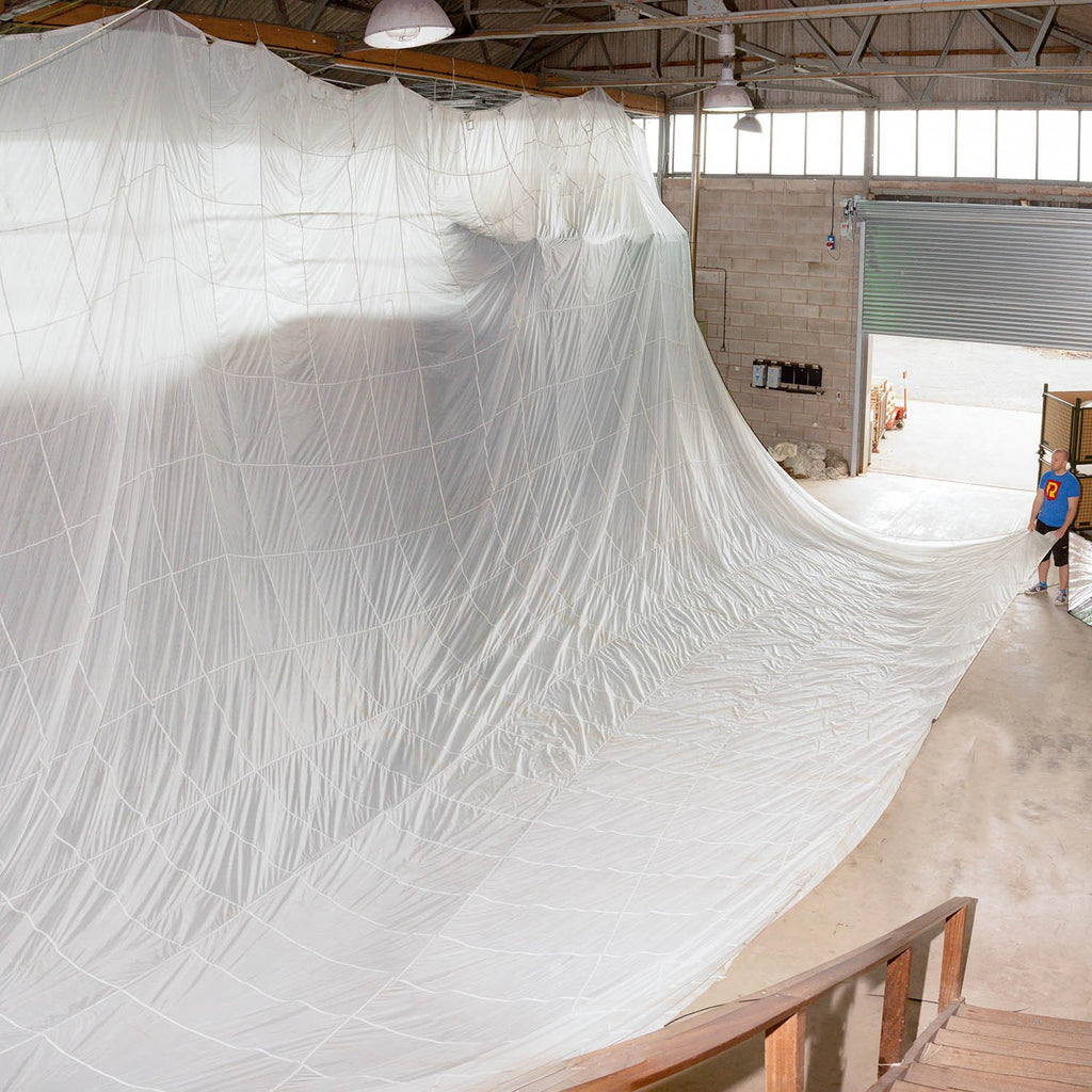 2nd Hand Army Parachutes For Sale | DAS Outdoors